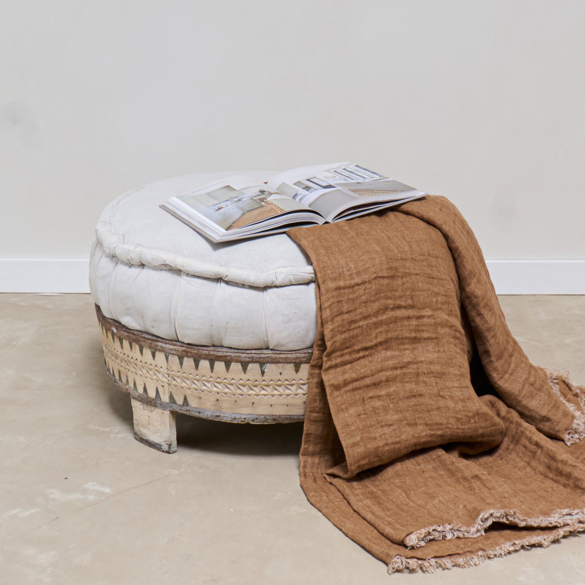 Indy Vintage Chakki Ottoman (T028) – The June House